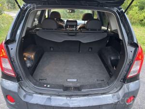 Black Opel Antara 2012 in Jelgava, with an engine capacity of 2.20 L and mileage of 298 thousand km for 2950 €, photo 15 on AUTOMOTO.COM.LV