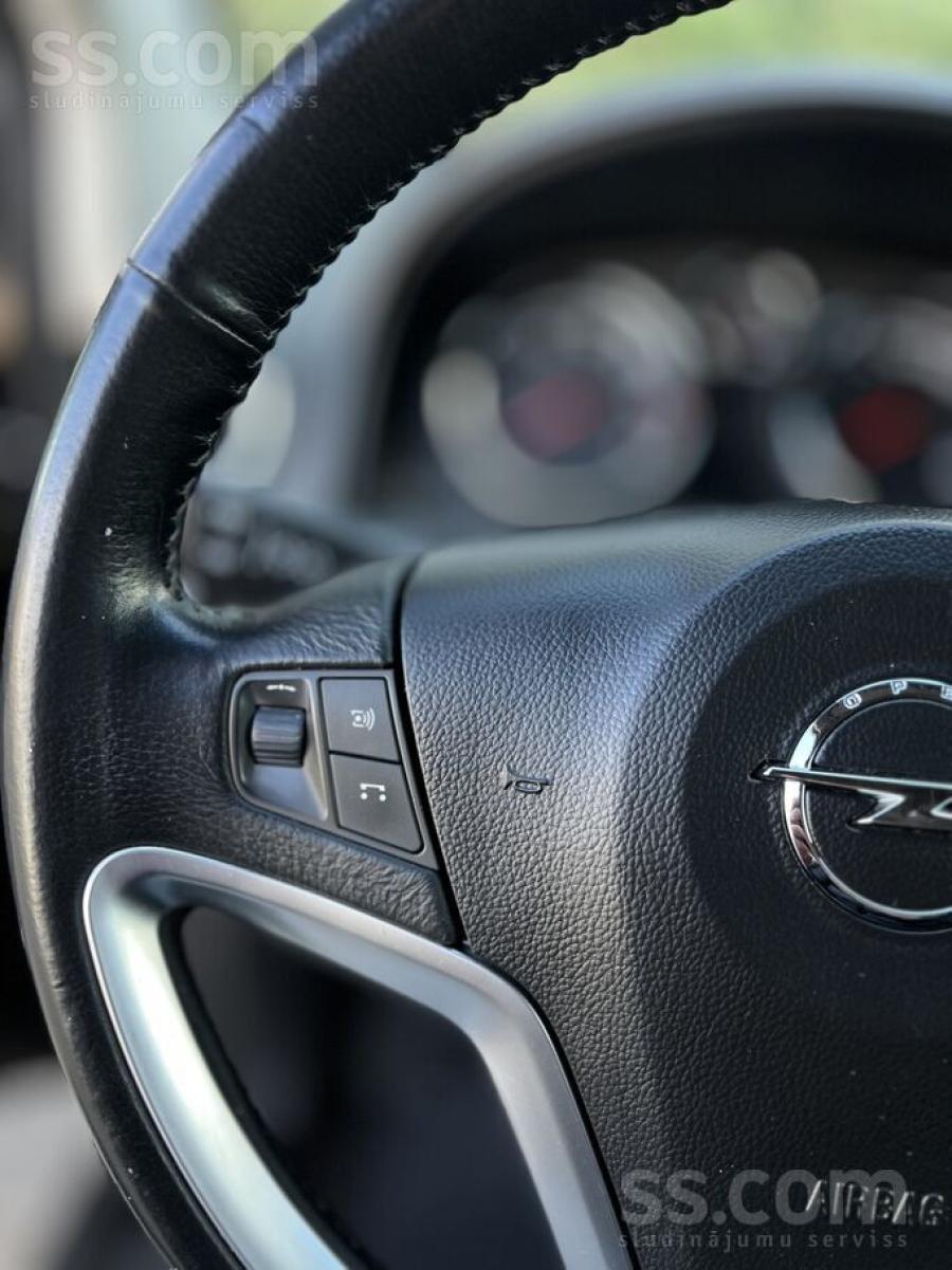 Melns Opel Antara 2012 Rīga, ar dzinēja tilpumu 2.20 L un nobraukumu 204 tūkst. km par 5690 €, foto 21 vietnē AUTOMOTO.COM.LV