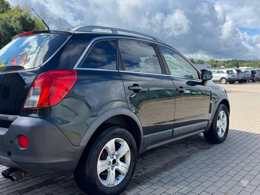 Melns Opel Antara 2012 Utena, ar dzinēja tilpumu 2.23 L un nobraukumu 251 tūkst. km par 2800 €, foto 8 vietnē AUTOMOTO.COM.LV