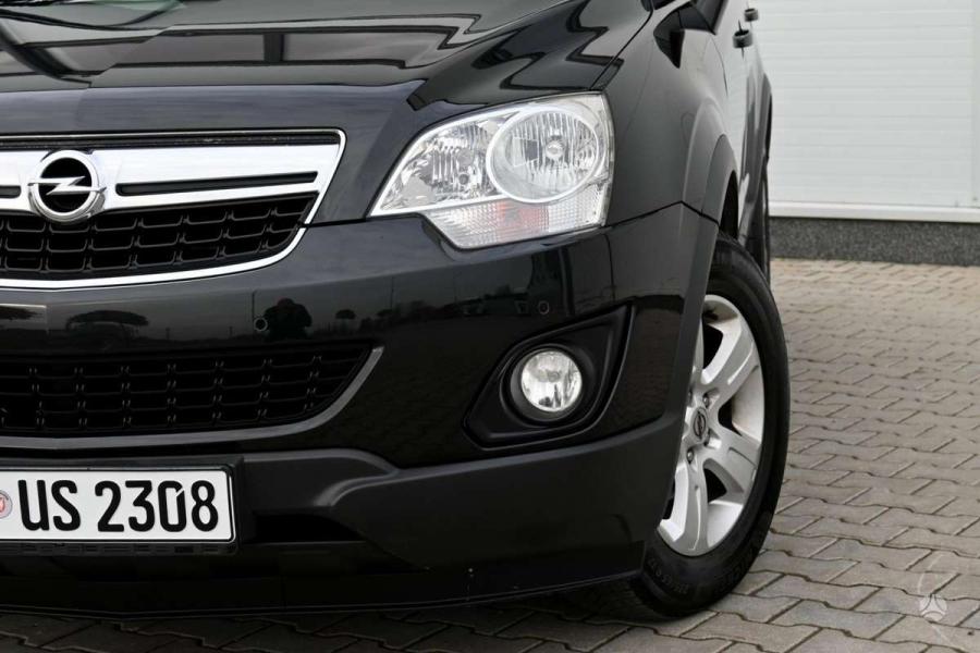 Black Opel Antara 2013 in Kretinga, with an engine capacity of 2.23 L and mileage of 218 thousand km for 5799 €, photo 5 on AUTOMOTO.COM.LV