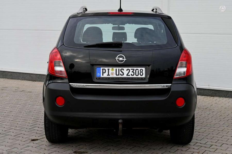 Black Opel Antara 2013 in Kretinga, with an engine capacity of 2.23 L and mileage of 218 thousand km for 5799 €, photo 8 on AUTOMOTO.COM.LV
