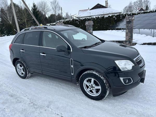 Black Opel Antara 2013 in Pasvalys, with an engine capacity of 2.20 L and mileage of 186 thousand km for 4999 €, photo 8 on AUTOMOTO.COM.LV