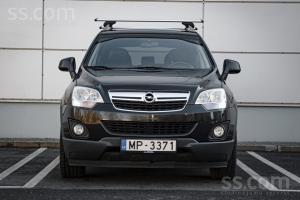 Black Opel Antara 2013 in Riga, with an engine capacity of 2.20 L and mileage of 0 thousand km for 5990 €, photo 3 on AUTOMOTO.COM.LV