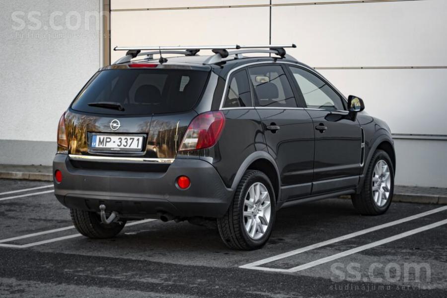 Black Opel Antara 2013 in Riga, with an engine capacity of 2.20 L and mileage of 0 thousand km for 5990 €, photo 5 on AUTOMOTO.COM.LV