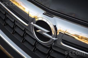 Black Opel Antara 2013 in Riga, with an engine capacity of 2.20 L and mileage of 0 thousand km for 5990 €, photo 8 on AUTOMOTO.COM.LV