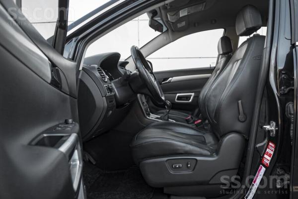 Black Opel Antara 2013 in Riga, with an engine capacity of 2.20 L and mileage of 0 thousand km for 5990 €, photo 8 on AUTOMOTO.COM.LV