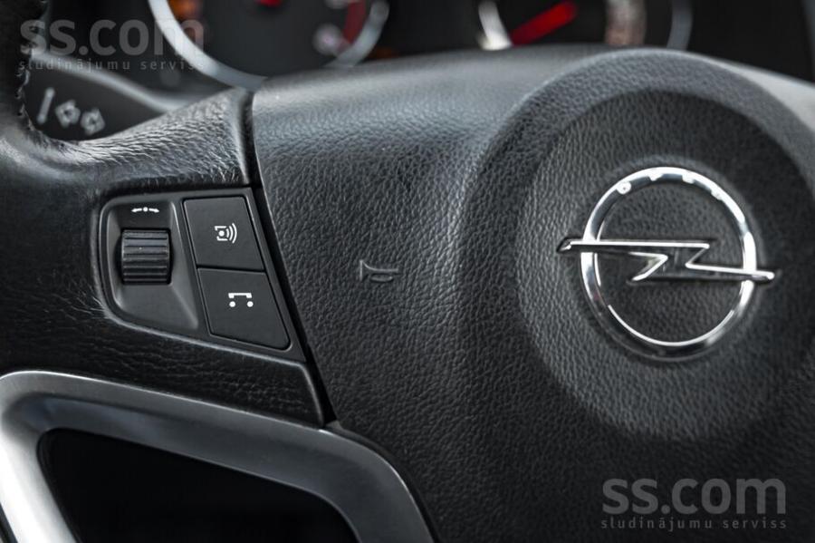Black Opel Antara 2013 in Riga, with an engine capacity of 2.20 L and mileage of 0 thousand km for 5990 €, photo 22 on AUTOMOTO.COM.LV