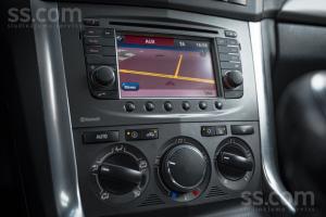 Black Opel Antara 2013 in Riga, with an engine capacity of 2.20 L and mileage of 0 thousand km for 5990 €, photo 26 on AUTOMOTO.COM.LV
