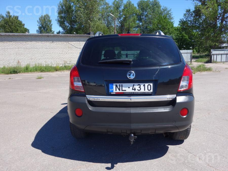 Black Opel Antara 2013 in Riga, with an engine capacity of 2.20 L and mileage of 0 thousand km for 4550 €, photo 5 on AUTOMOTO.COM.LV