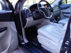 Black Opel Antara 2013 in Riga, with an engine capacity of 2.20 L and mileage of 0 thousand km for 4550 €, photo 6 on AUTOMOTO.COM.LV