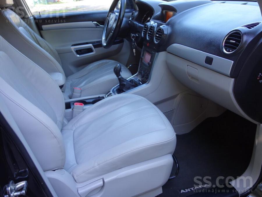 Black Opel Antara 2013 in Riga, with an engine capacity of 2.20 L and mileage of 0 thousand km for 4550 €, photo 19 on AUTOMOTO.COM.LV