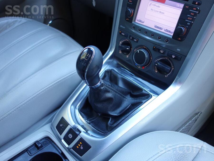 Black Opel Antara 2013 in Riga, with an engine capacity of 2.20 L and mileage of 0 thousand km for 4550 €, photo 20 on AUTOMOTO.COM.LV