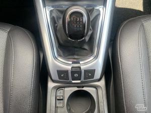 Black Opel Antara 2013 in Kaunas, with an engine capacity of 2.20 L and mileage of 240 thousand km for 5199 €, photo 55 on AUTOMOTO.COM.LV