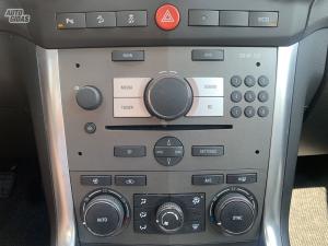 Black Opel Antara 2013 in Kaunas, with an engine capacity of 2.20 L and mileage of 240 thousand km for 5199 €, photo 53 on AUTOMOTO.COM.LV