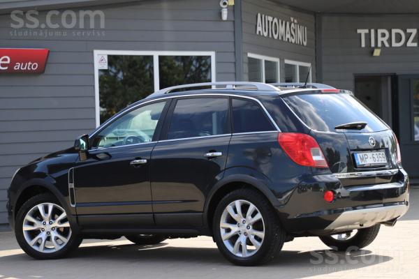 Black Opel Antara 2013 in Tukums, with an engine capacity of 2.20 L and mileage of 232 thousand km for 3500 €, photo 6 on AUTOMOTO.COM.LV