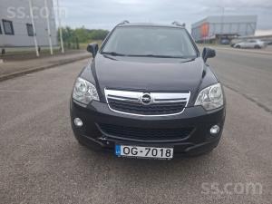 Black Opel Antara 2013 in Daugavpils, with an engine capacity of 2.20 L and mileage of 210 thousand km for 5350 €, photo 3 on AUTOMOTO.COM.LV