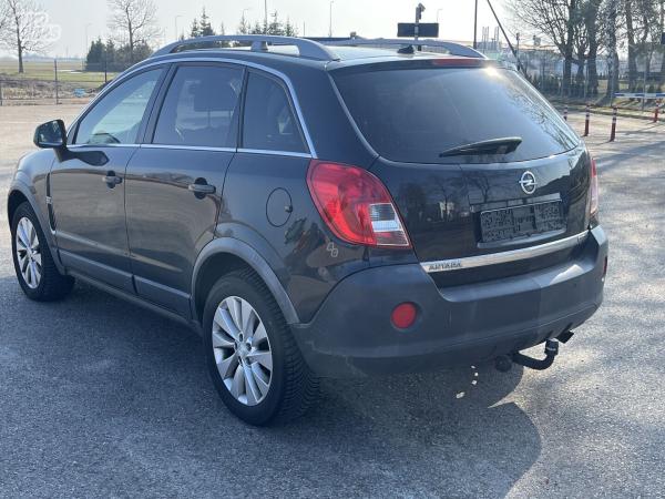 Black Opel Antara 2014 in Marijampole, with an engine capacity of 2.20 L and mileage of 167 thousand km for 4950 €, photo 5 on AUTOMOTO.COM.LV