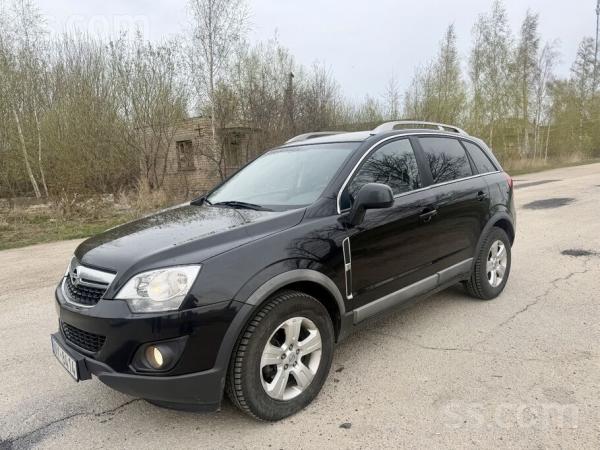Black Opel Antara 2014 in Bauska, with an engine capacity of 2.20 L and mileage of 206 thousand km for 4500 €, photo 3 on AUTOMOTO.COM.LV