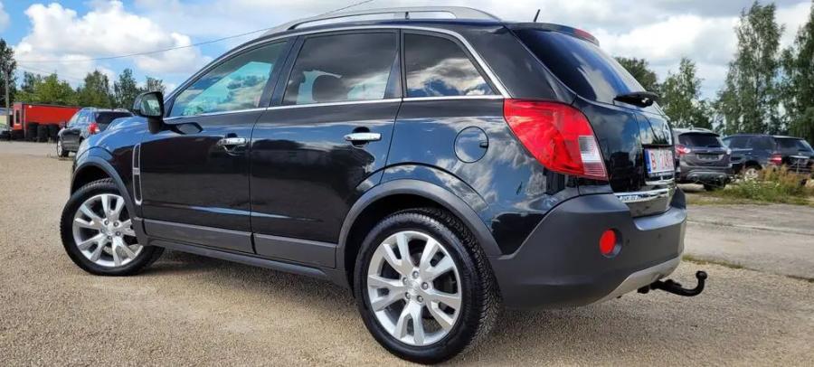 Black Opel Antara 2014 in Riga, with an engine capacity of 2.20 L and mileage of 175 thousand km for 8900 €, photo 6 on AUTOMOTO.COM.LV
