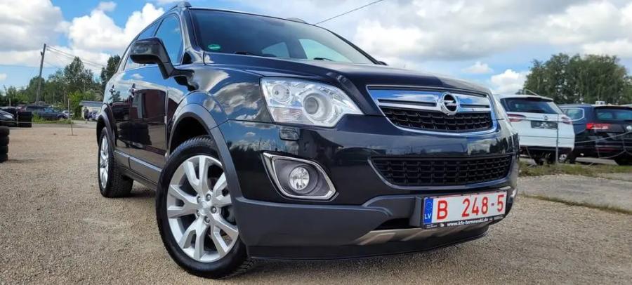 Black Opel Antara 2014 in Riga, with an engine capacity of 2.20 L and mileage of 175 thousand km for 8900 €, photo 8 on AUTOMOTO.COM.LV