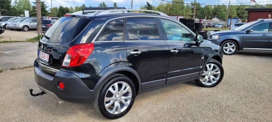 Black Opel Antara 2014 in Riga, with an engine capacity of 2.20 L and mileage of 175 thousand km for 8900 €, photo 11 on AUTOMOTO.COM.LV