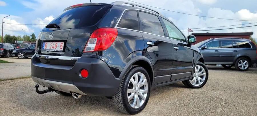 Black Opel Antara 2014 in Riga, with an engine capacity of 2.20 L and mileage of 175 thousand km for 8900 €, photo 13 on AUTOMOTO.COM.LV