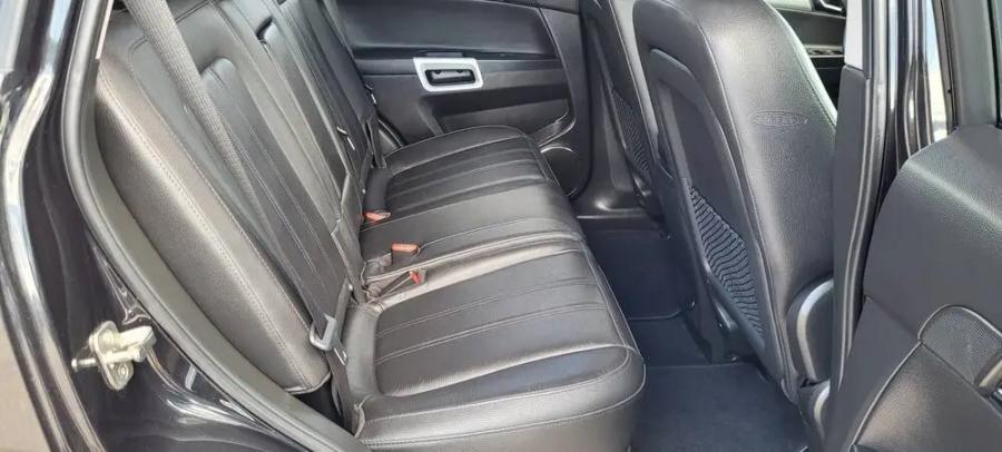 Black Opel Antara 2014 in Riga, with an engine capacity of 2.20 L and mileage of 175 thousand km for 8900 €, photo 20 on AUTOMOTO.COM.LV
