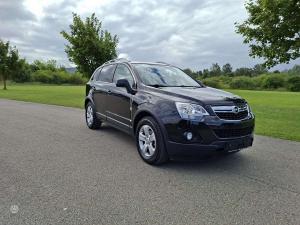 Black Opel Antara 2014 in Siauliai, with an engine capacity of 2.23 L and mileage of 179 thousand km for 5950 €, photo 3 on AUTOMOTO.COM.LV