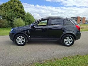 Black Opel Antara 2014 in Siauliai, with an engine capacity of 2.23 L and mileage of 179 thousand km for 5950 €, photo 5 on AUTOMOTO.COM.LV