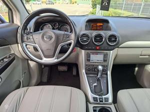 Black Opel Antara 2014 in Siauliai, with an engine capacity of 2.23 L and mileage of 179 thousand km for 5950 €, photo 11 on AUTOMOTO.COM.LV