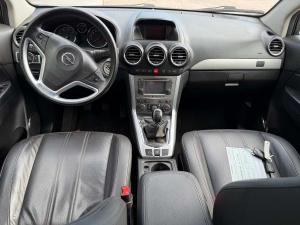 Black Opel Antara 2014 in Raseiniai, with an engine capacity of 2.23 L and mileage of 233 thousand km for 4300 €, photo 11 on AUTOMOTO.COM.LV