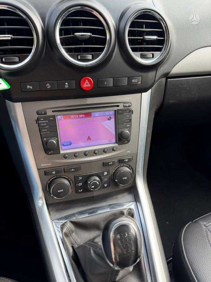 Black Opel Antara 2014 in Raseiniai, with an engine capacity of 2.23 L and mileage of 233 thousand km for 4300 €, photo 14 on AUTOMOTO.COM.LV