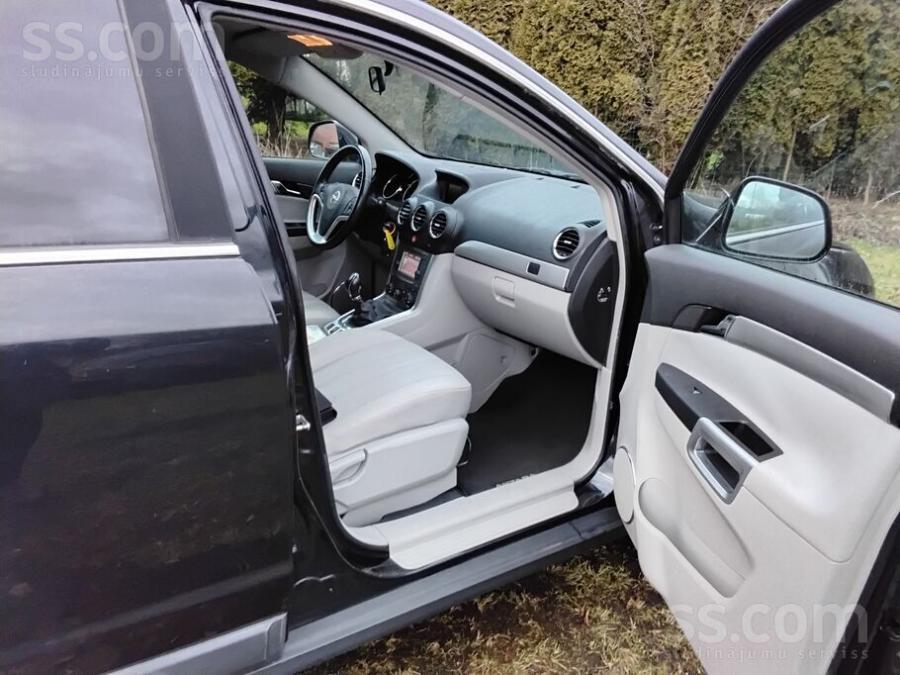 Melns Opel Antara 2015 Rīga, ar dzinēja tilpumu 2.20 L un nobraukumu 119 tūkst. km par 6767 €, foto 9 vietnē AUTOMOTO.COM.LV