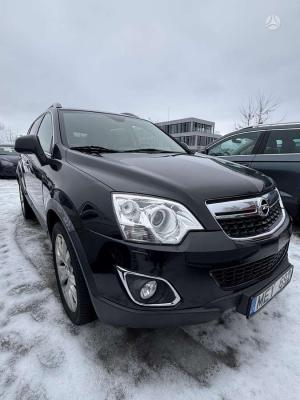 Black Opel Antara 2015 in Kaunas, with an engine capacity of 2.23 L and mileage of 153 thousand km for 6700 €, photo 3 on AUTOMOTO.COM.LV