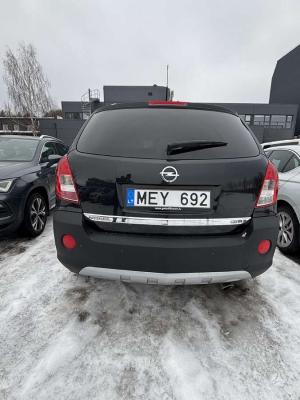 Black Opel Antara 2015 in Kaunas, with an engine capacity of 2.23 L and mileage of 153 thousand km for 6700 €, photo 5 on AUTOMOTO.COM.LV