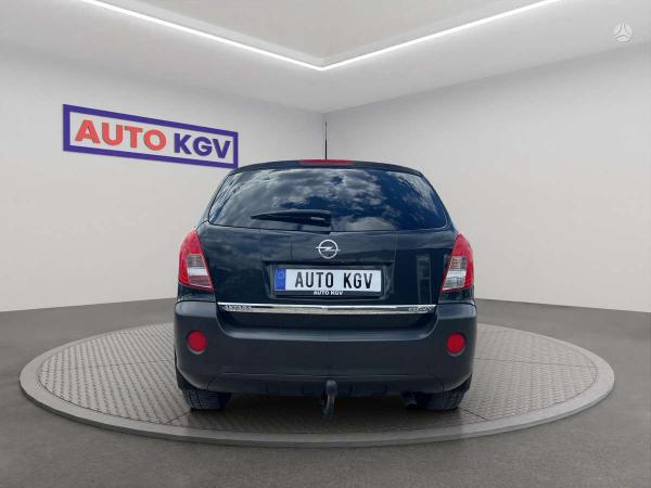 Black Opel Antara 2016 in Kaunas, with an engine capacity of 2.20 L and mileage of 115 thousand km for 7299 €, photo 4 on AUTOMOTO.COM.LV