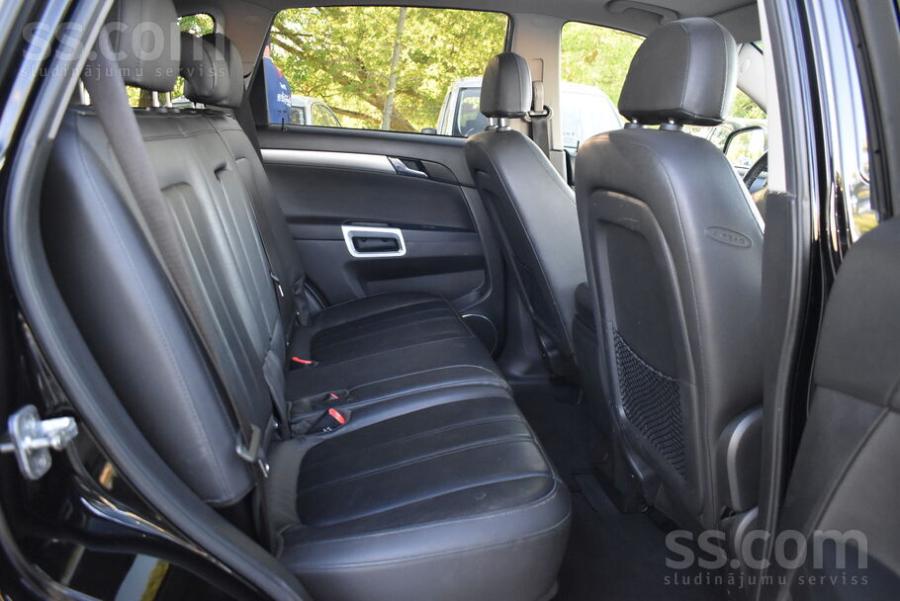 Black Opel Antara 2017 in Kuldiga, with an engine capacity of 2.00 L and mileage of 0 thousand km for 7990 €, photo 7 on AUTOMOTO.COM.LV