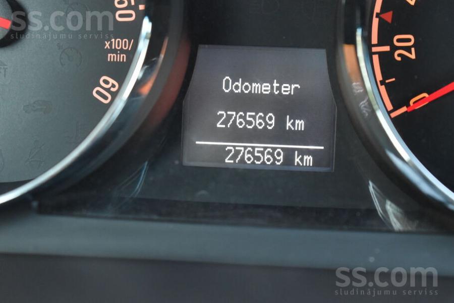 Black Opel Antara 2017 in Kuldiga, with an engine capacity of 2.00 L and mileage of 0 thousand km for 7990 €, photo 16 on AUTOMOTO.COM.LV
