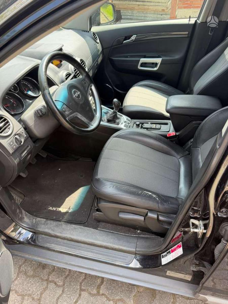 Melns Opel Antara 2013 Marijampole, ar dzinēja tilpumu 2.23 L un nobraukumu 213 tūkst. km par 3250 €, foto 12 vietnē AUTOMOTO.COM.LV