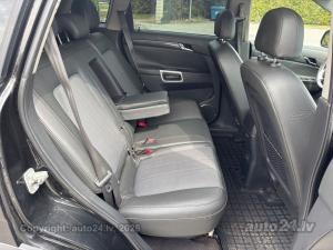 Black Opel Antara 2007 in Tallinn, with an engine capacity of 2.00 L and mileage of 292 thousand km for 2499 €, photo 6 on AUTOMOTO.COM.LV