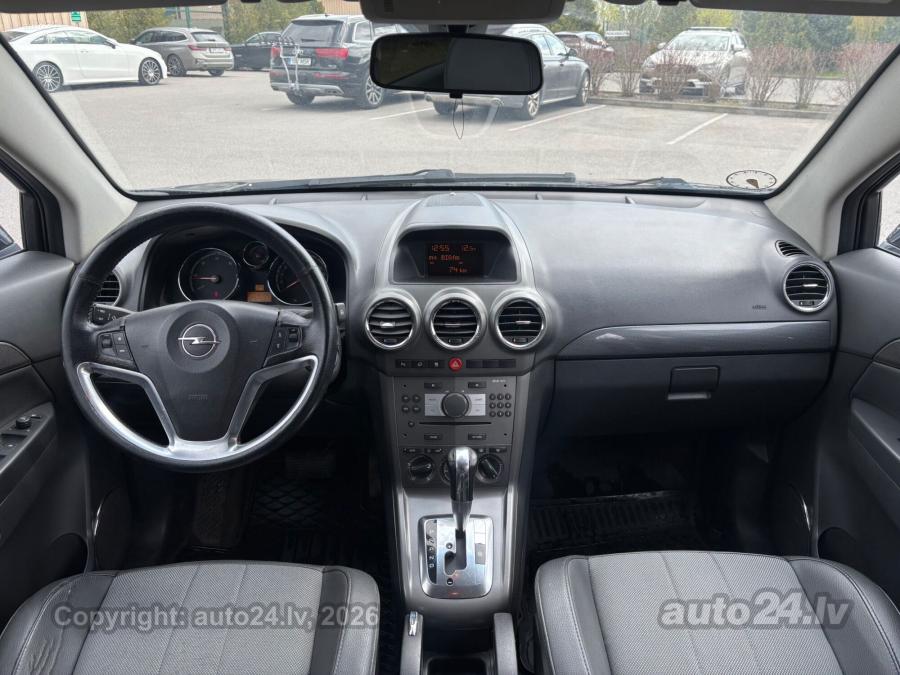 Black Opel Antara 2007 in Tallinn, with an engine capacity of 2.00 L and mileage of 292 thousand km for 2499 €, photo 8 on AUTOMOTO.COM.LV