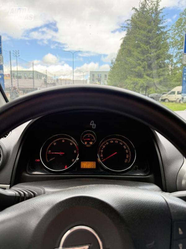 Zils Opel Antara 2007 Viļņa, ar dzinēja tilpumu 2.00 L un nobraukumu 300 tūkst. km par 1550 €, foto 7 vietnē AUTOMOTO.COM.LV
