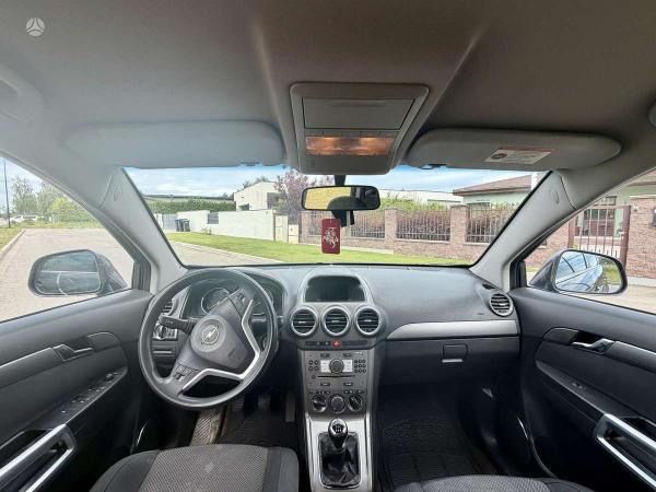 Blue Opel Antara 2007 in Vilnius, with an engine capacity of 1.99 L and mileage of 310 thousand km for 1950 €, photo 8 on AUTOMOTO.COM.LV