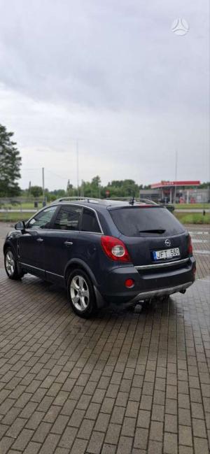 Blue Opel Antara 2007 in Mazeikiai, with an engine capacity of 1.99 L and mileage of 323 thousand km for 3200 €, photo 4 on AUTOMOTO.COM.LV