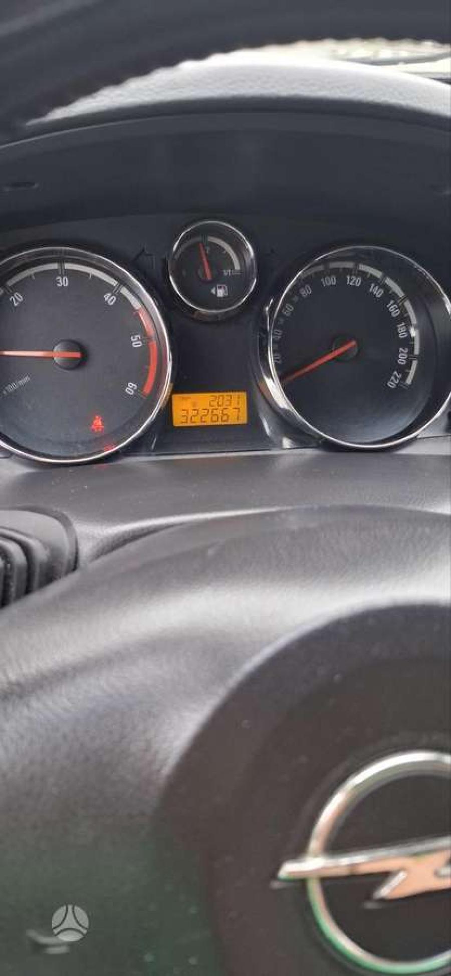 Blue Opel Antara 2007 in Mazeikiai, with an engine capacity of 1.99 L and mileage of 323 thousand km for 3200 €, photo 11 on AUTOMOTO.COM.LV
