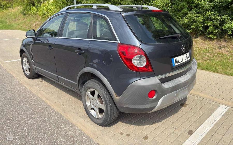 Blue Opel Antara 2007 in Vilnius, with an engine capacity of 1.99 L and mileage of 213 thousand km for 2200 €, photo 8 on AUTOMOTO.COM.LV