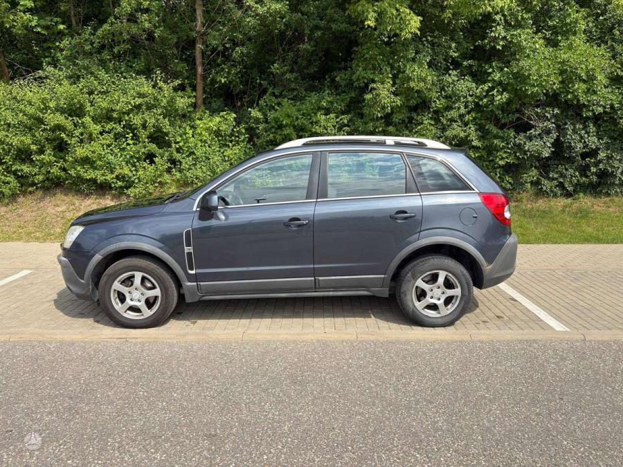Blue Opel Antara 2007 in Vilnius, with an engine capacity of 1.99 L and mileage of 213 thousand km for 2200 €, photo 9 on AUTOMOTO.COM.LV