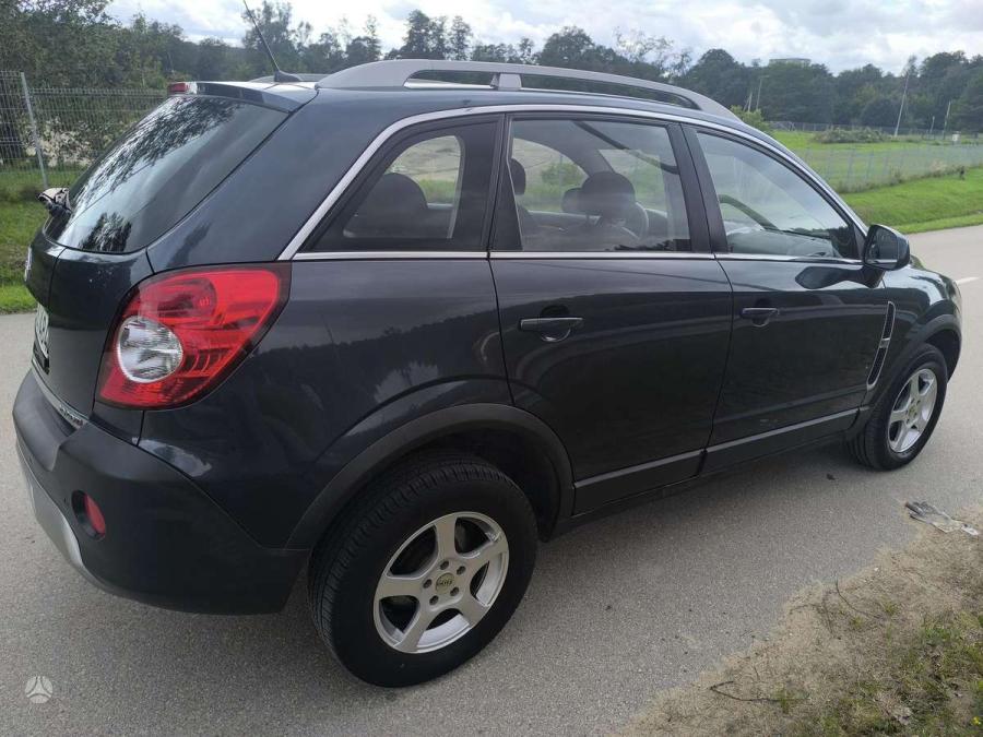 Zils Opel Antara 2007 Viļņa, ar dzinēja tilpumu 1.99 L un nobraukumu 214 tūkst. km par 2000 €, foto 8 vietnē AUTOMOTO.COM.LV