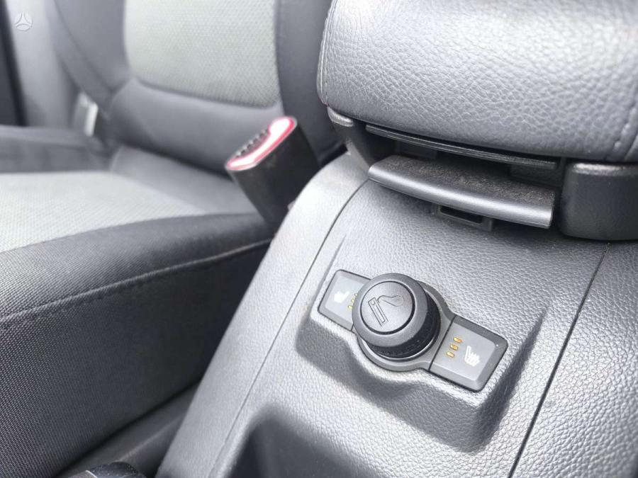 Zils Opel Antara 2007 Viļņa, ar dzinēja tilpumu 1.99 L un nobraukumu 214 tūkst. km par 2000 €, foto 25 vietnē AUTOMOTO.COM.LV