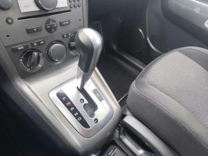 Zils Opel Antara 2007 Viļņa, ar dzinēja tilpumu 1.99 L un nobraukumu 214 tūkst. km par 2000 €, foto 26 vietnē AUTOMOTO.COM.LV